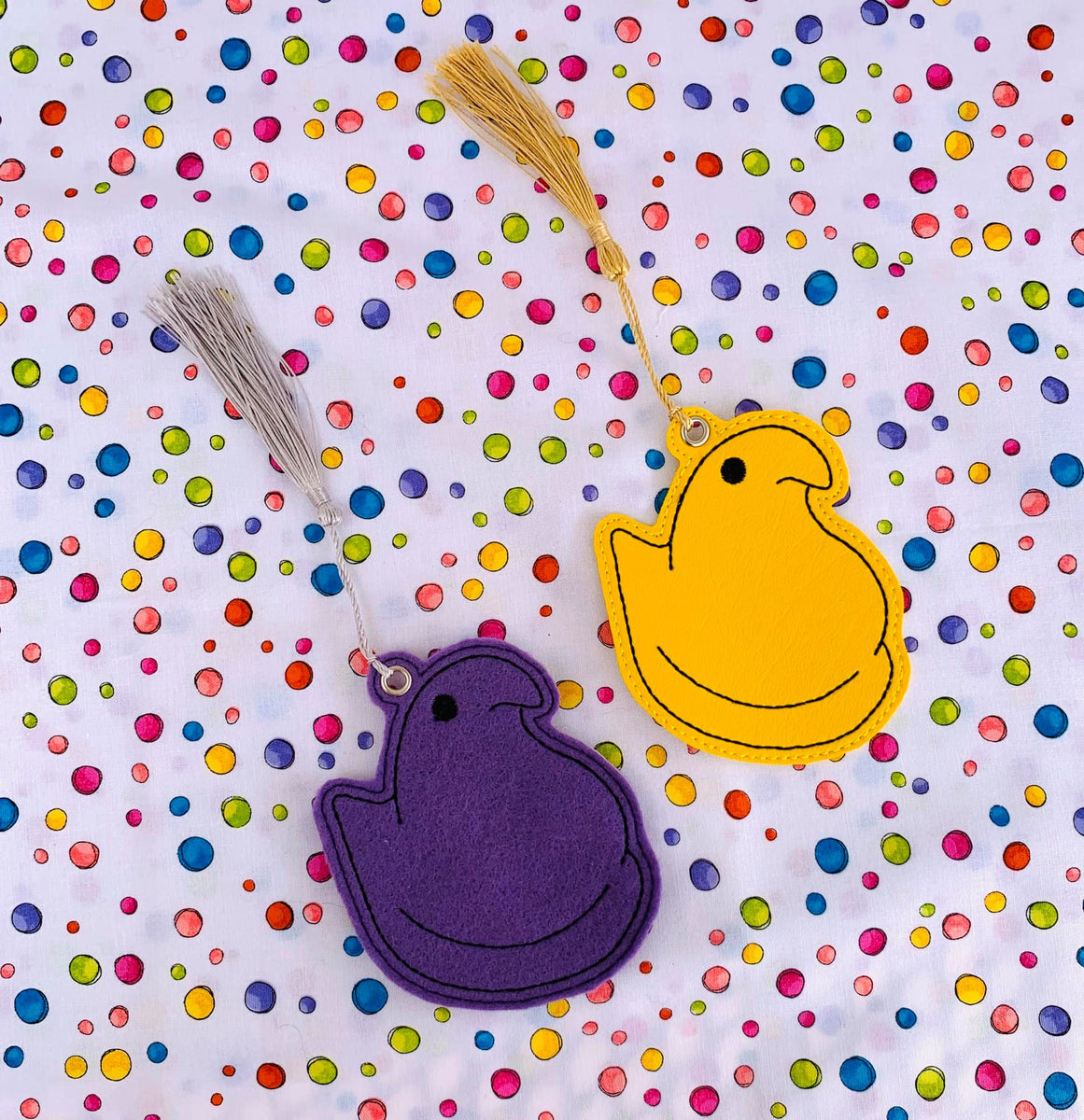 4x4 DIGITAL DOWNLOAD Marshmallow Chick Bookmark – Off With Their Threads