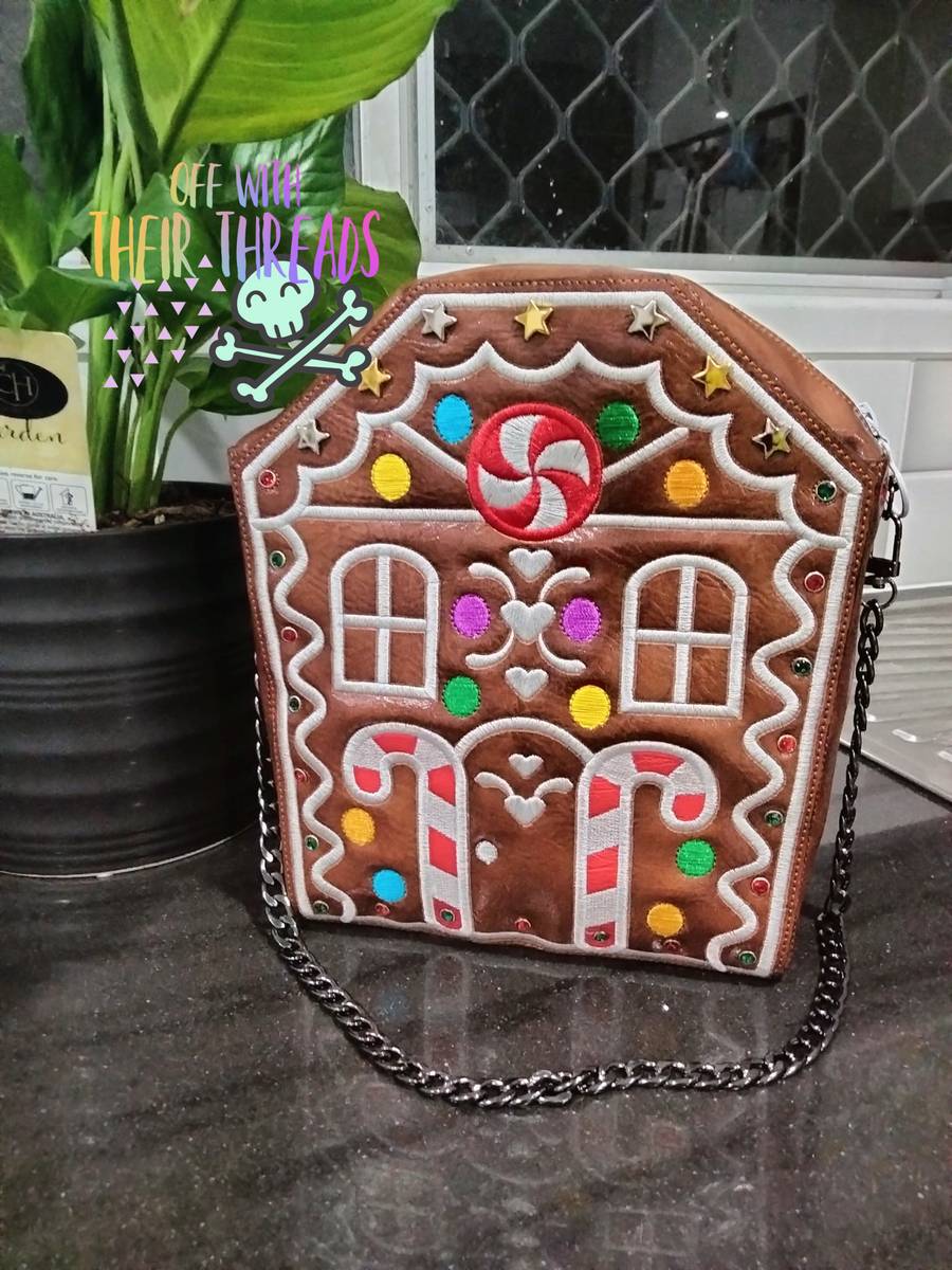 DIGITAL DOWNLOAD The Most Awesome ITH Gingerbread House Rivet Bag Ever ...