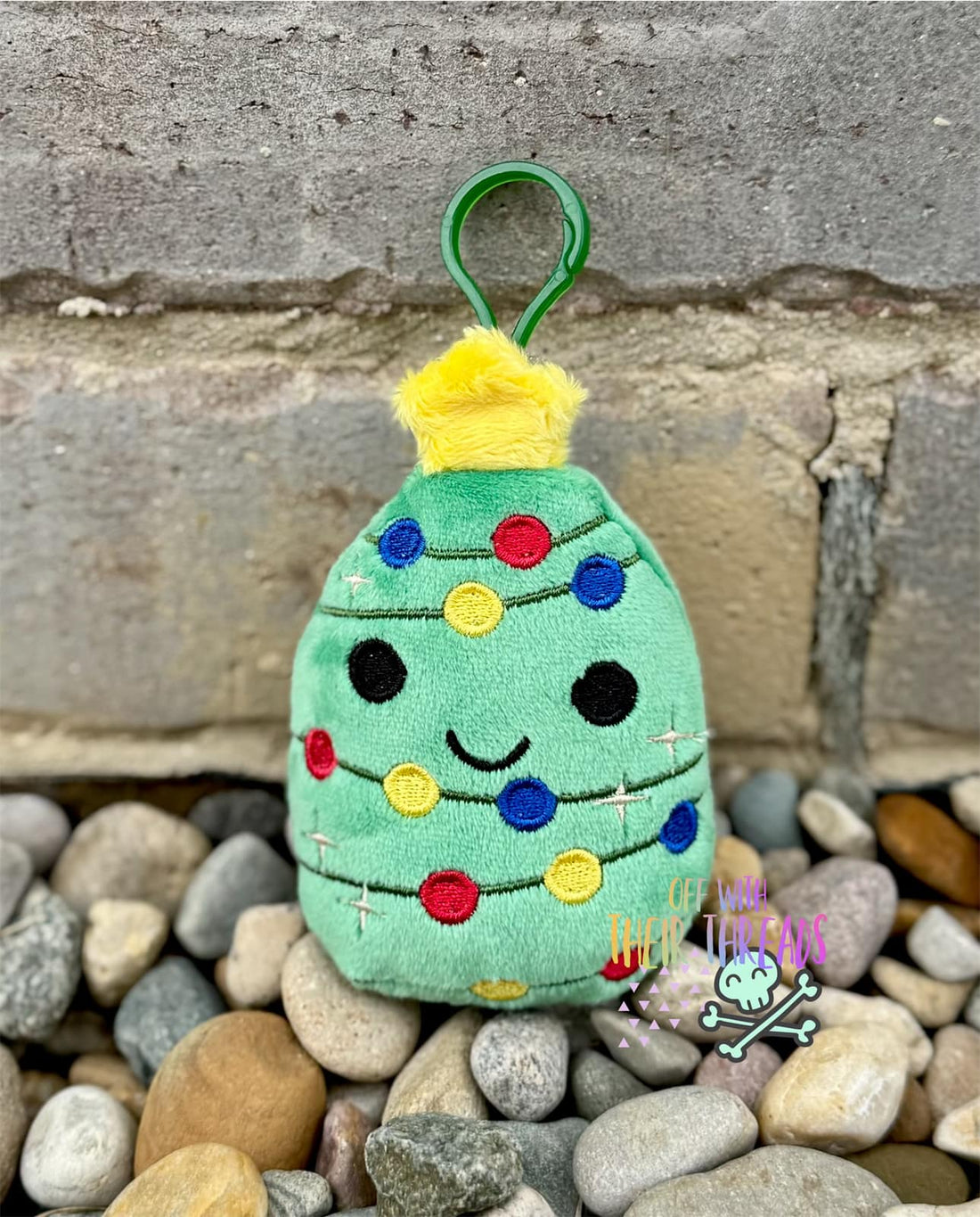 DIGITAL DOWNLOAD Applique Christmas Tree Squishy Keychain – Off With ...